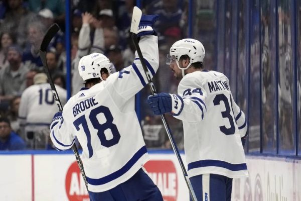 Toronto Maple Leafs secure advancement in NHL playoffs with a 2-1 win ...