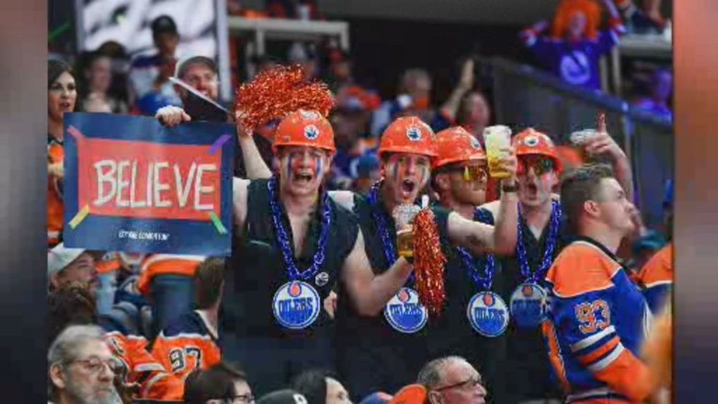 Connor McDavid of the Edmonton Oilers is awarded the Conn Smythe Trophy ...